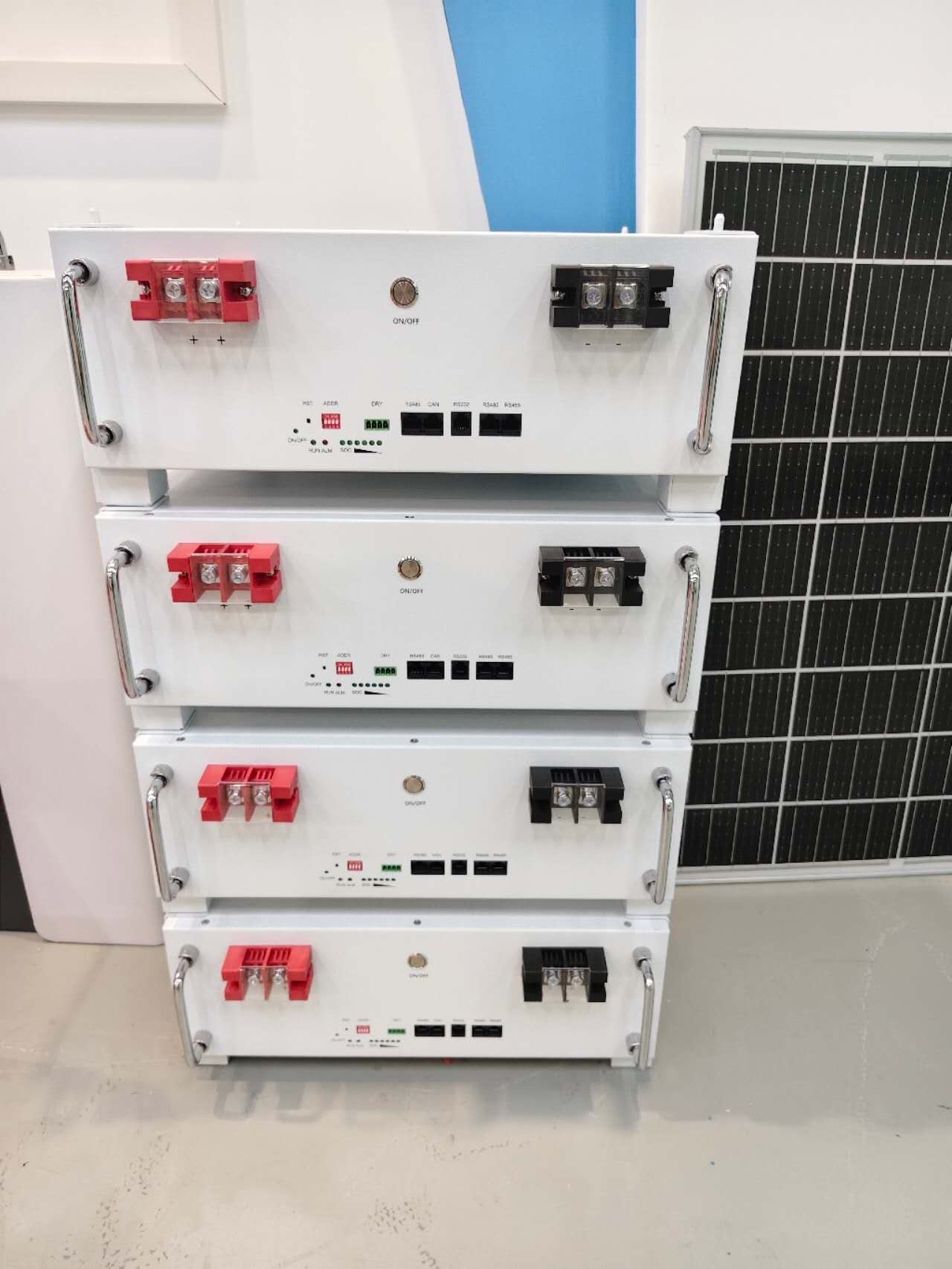 Residential Stackable Lithium Batteries